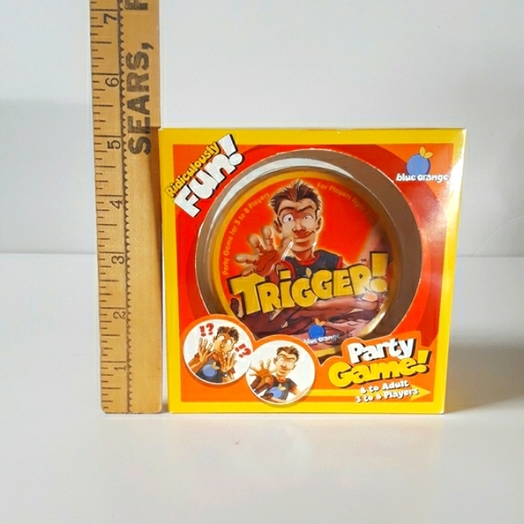 Blue Orange | Games | Trigger Fun Buzzer Silly Trivia Party Game New ...